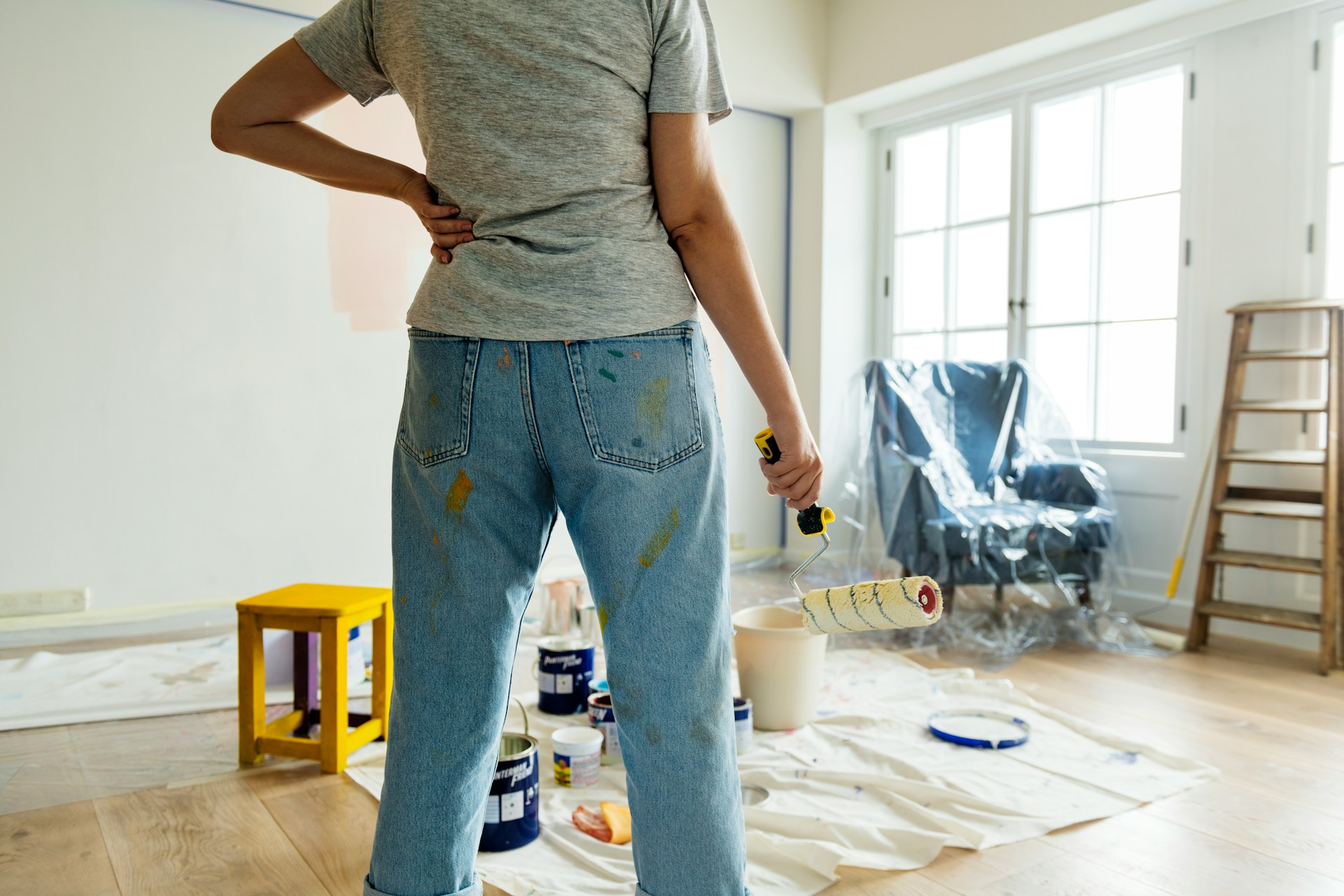 How to Make Old Paint Look New Again: A Simple Guide